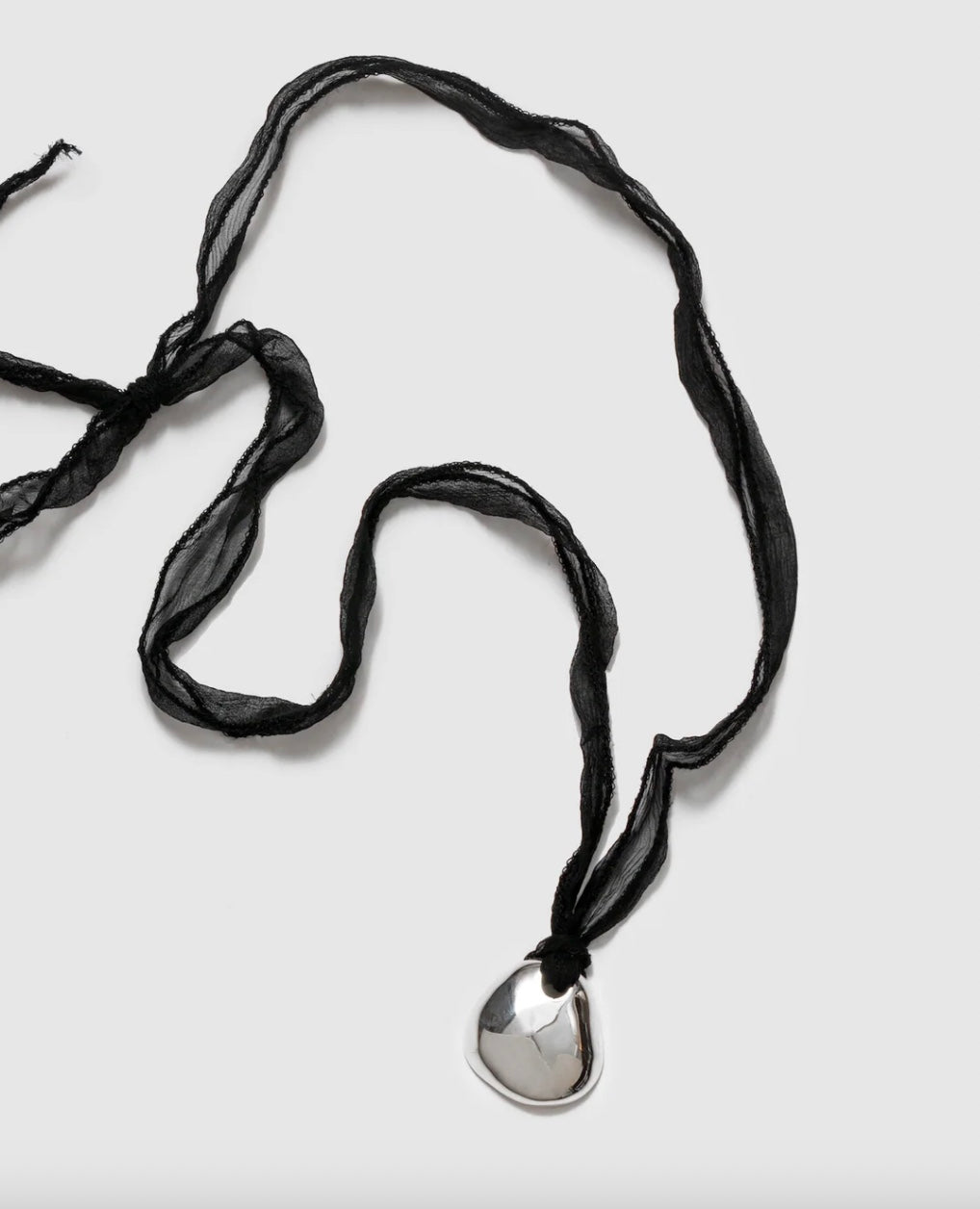 WOLF CIRCUS - COLLIER PETALE - NOIR – Boutique Unicorn